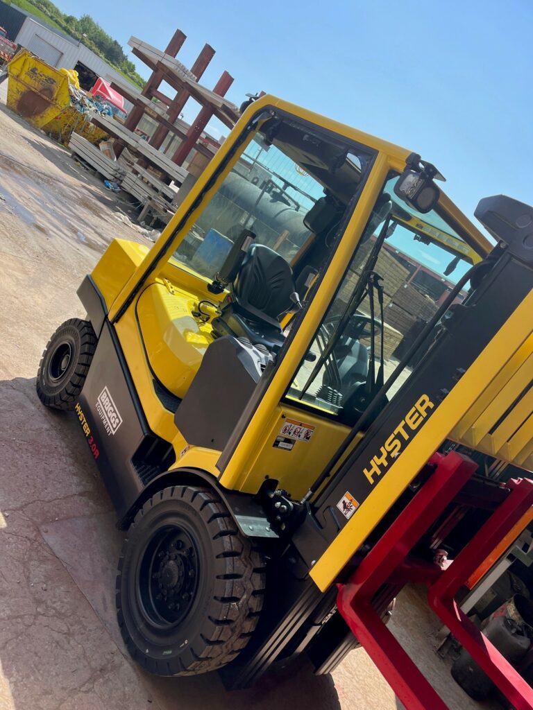 Atkinsons Fencing add to their fleet! - Briggs Equipment